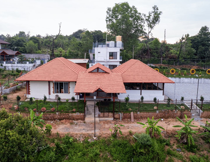 Group Homestay Near Saklespur - Mudigere