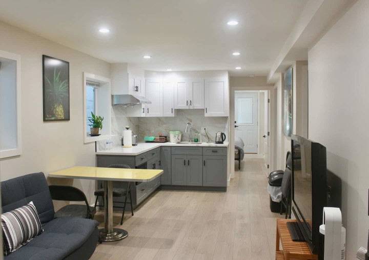 Newly Built Modern Suite - San Francisco, CA