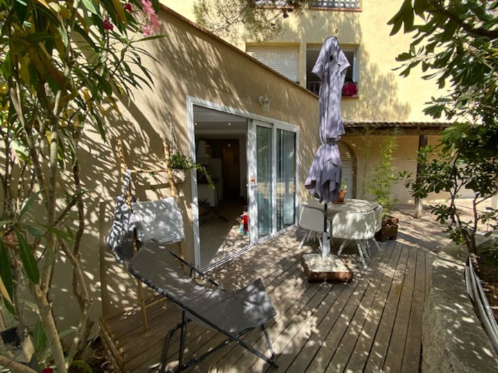 Charming T1 In The Middle Of The Calvi Pine Forest - Calvi