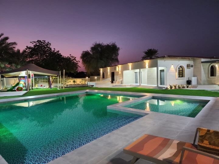 Beautiful Farmhouse For Family Relaxation And Fun. -