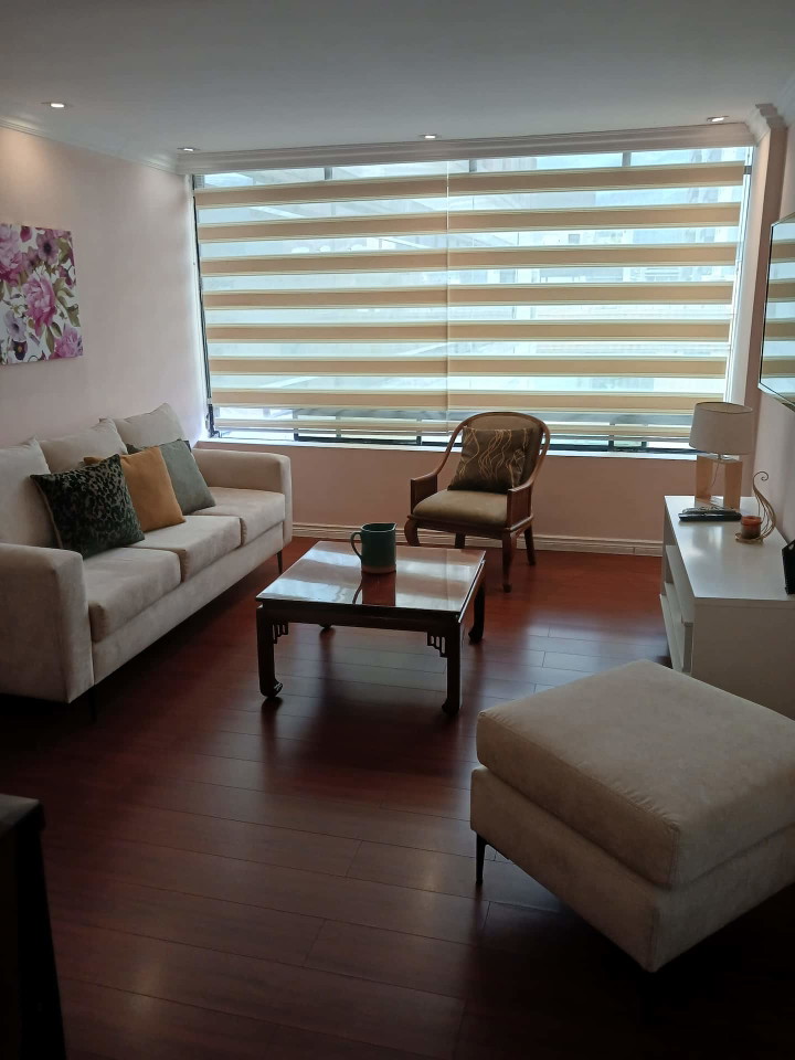 Beautiful Suite With Pool And Parking, La Carolina - Quito