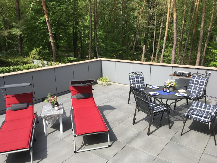 Wohlfühlapartment (86 Qm) + 40 Qm Sonnenterrasse ! - Karlsruhe