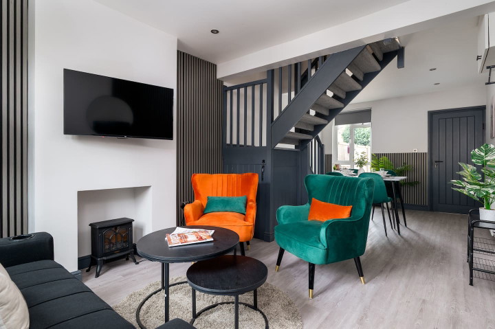Terrasse Moderne | 2 Salles De Bains | Patio | Parking Gratuit - Bedford, Royaume-Uni