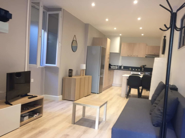 Appartement T2 Avec Balcon - Rhône-Alpes