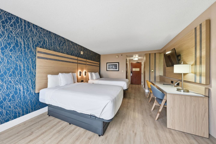 Inviting Double Suite Sleeps 4 Prime Location - Staten Island