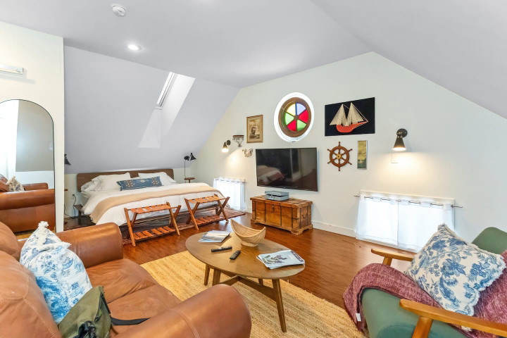 Downtown New Buffalo Studio, Walk To All! - New Buffalo, MI