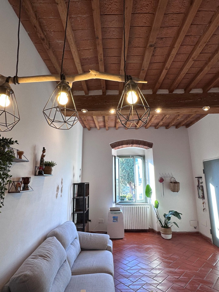 Bright Tuscan Family Apartment + Free Parking - Livorno