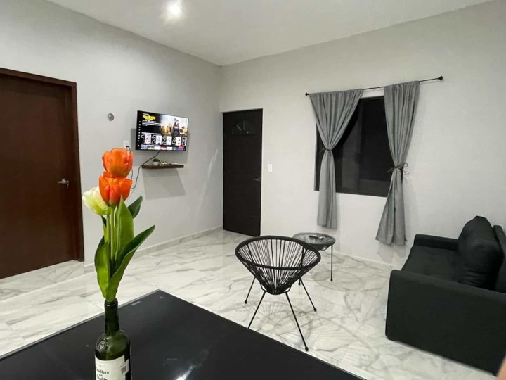 Dina's Apartment, A Charming Place With Tina - Valladolid