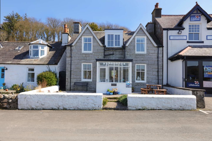 Allonby Cottage -  A Cottage That Sleeps 7 Guests  In 4 Bedrooms - Kippford