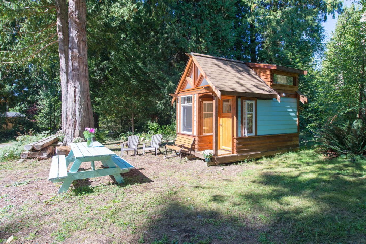 *The Micro Cabin In Roberts Creek* - British Columbia