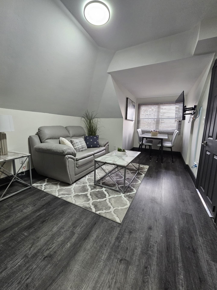 The Parkside Lofts - The Downtown Retreat - Windsor, ON, Canada