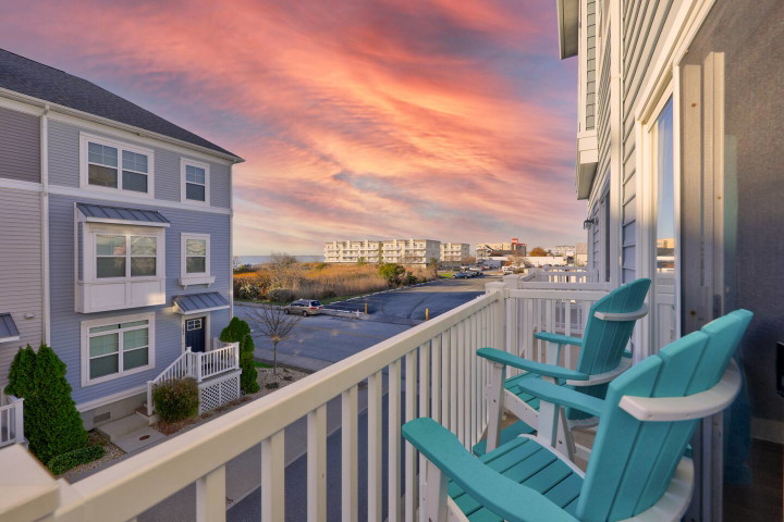 Downbythebay 107- 4br/sleeps 15/bay View W/balcony - Ocean City, MD