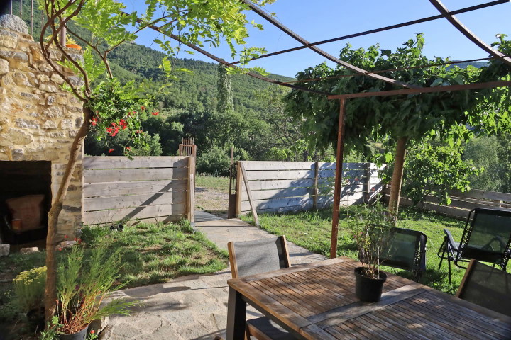 Talblick, In Ste Jalle, Fully Equipped Vacation Rental For 4 People - Drôme