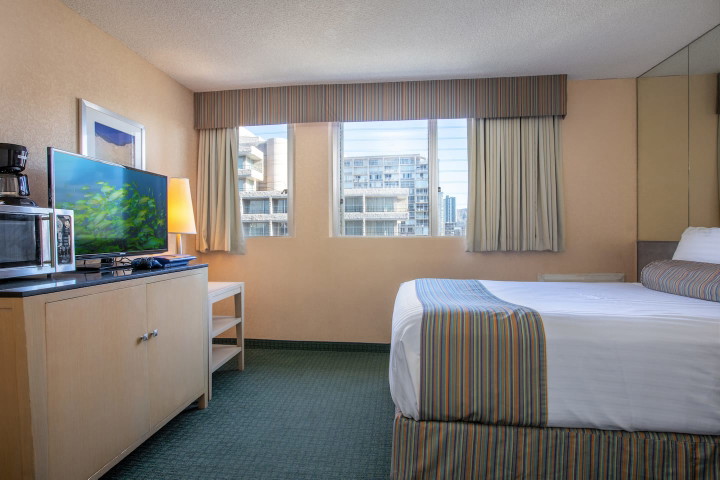 Aqua Aloha Surf Waikiki #913 Moderate Studio - Honolulu
