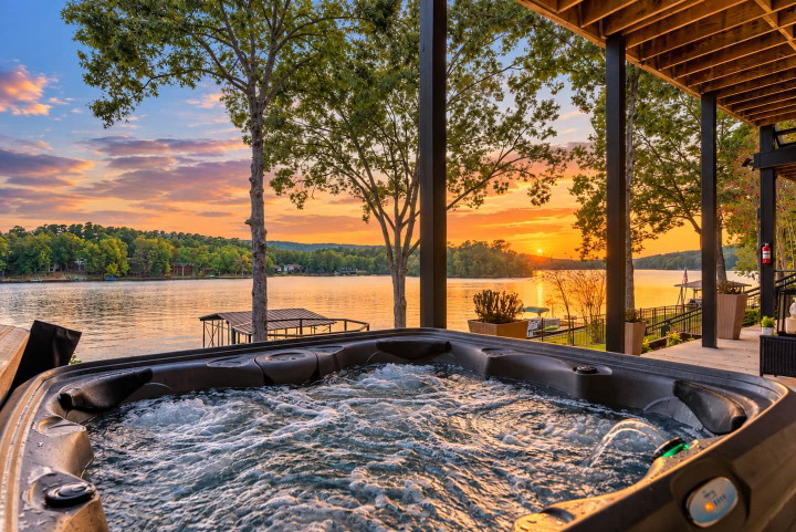 Lakefront ·Hot Tub ·Sauna · Private Dock ·Fire Pit - Hot Springs Village, AR