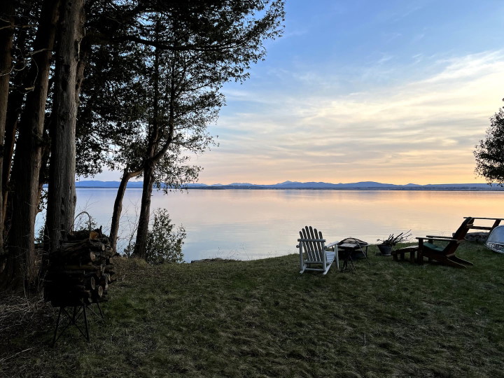 Woodpecker Cottage On The Lake - Plattsburgh, NY