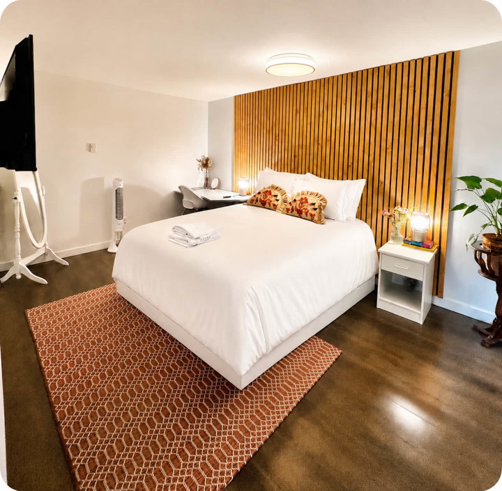 Omely 1 - 1 Bed 1 Private Bath & Kitchen - Abbotsford