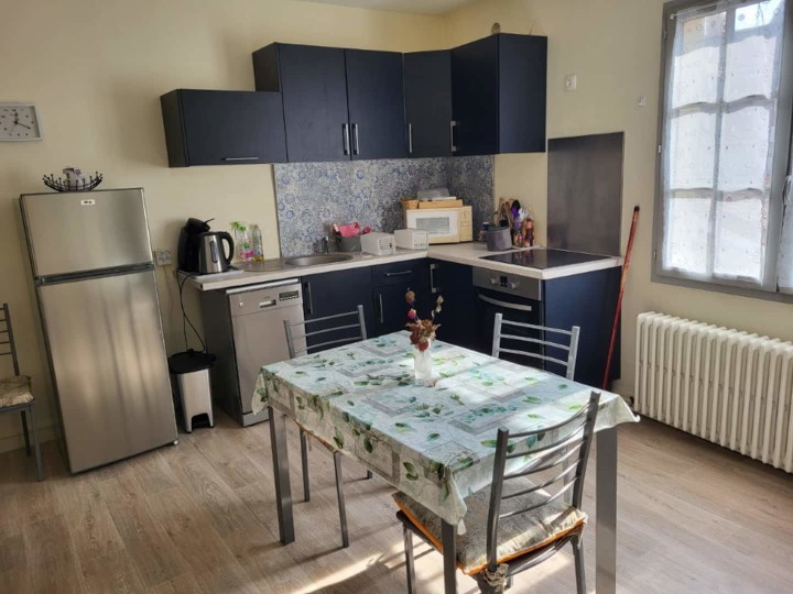 Appartement T2 Meublé Au Pied Du Donjon - La Roche-Posay