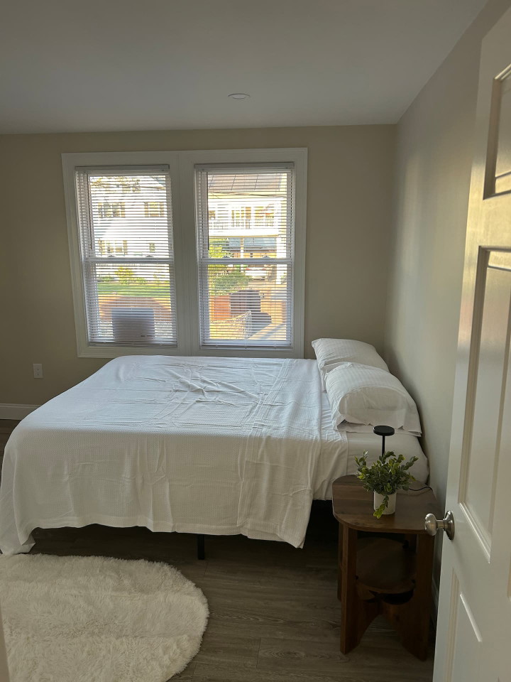 7 Miles To Boston | New Modern Home | Sleeps 6 - Medford, MA
