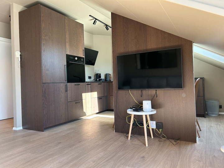 3 Bedr 75sqm Top Floor Apartment - Islande