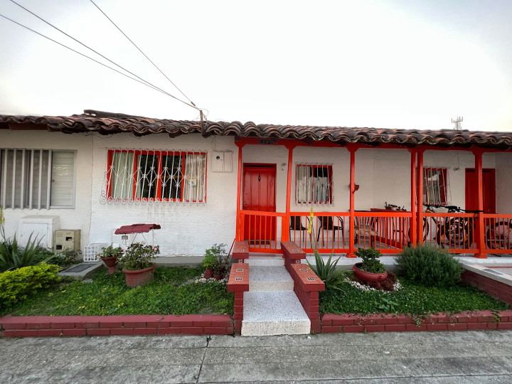 Casa Calarcá - Conjunto Cerrado+wifi+mascotas - Armenia