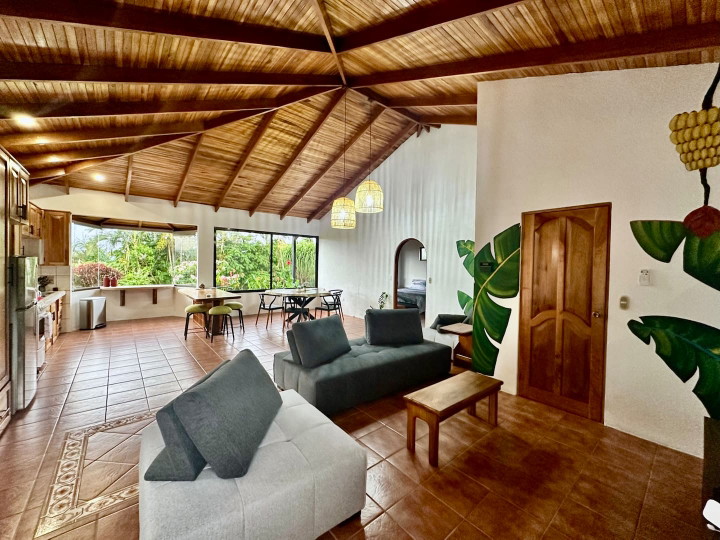 Equipped And Quiet House In Arenal Centro - Guanacaste Province