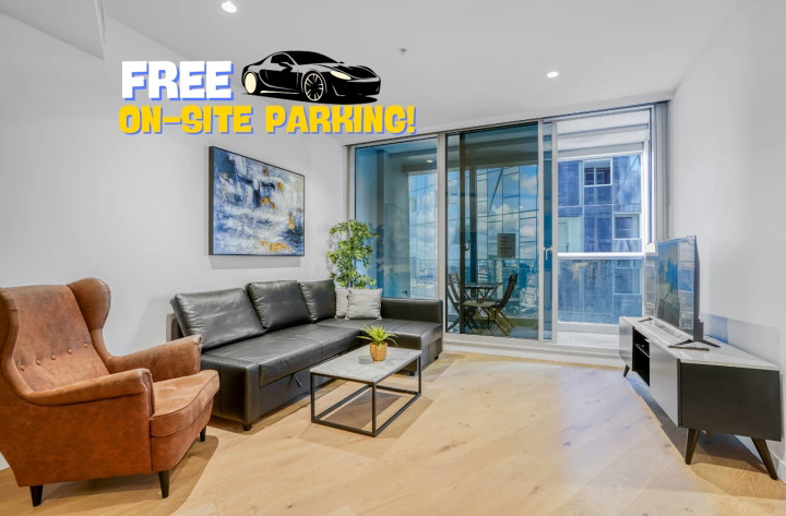 2 Bathrooms| Onsite Parking, Balcony, Pool (S324a) - Melbourne