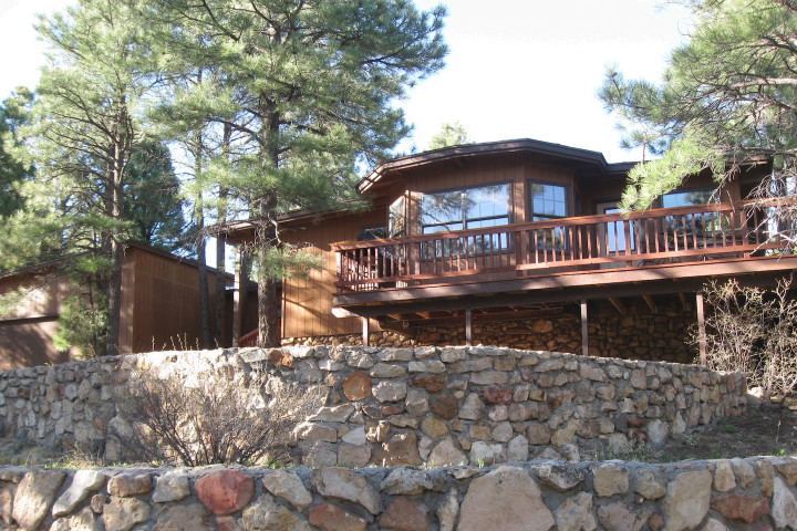 Cozy Country Club Cottage - Flagstaff, AZ