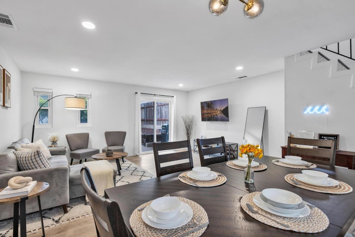 Walk To Beach | Centrally Located | Pet Friendly! - Oceanside, Californie