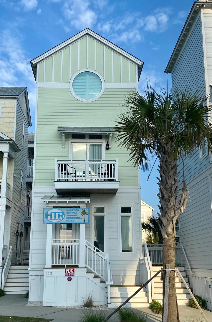 Great Ocean & Pool Views Luxury Condo Sleeps 6 - Atlantic Beach, NC