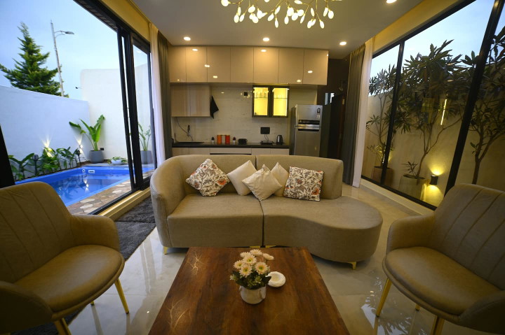 Corrib Pool Villa In Nandi Hills - Nandi Hills