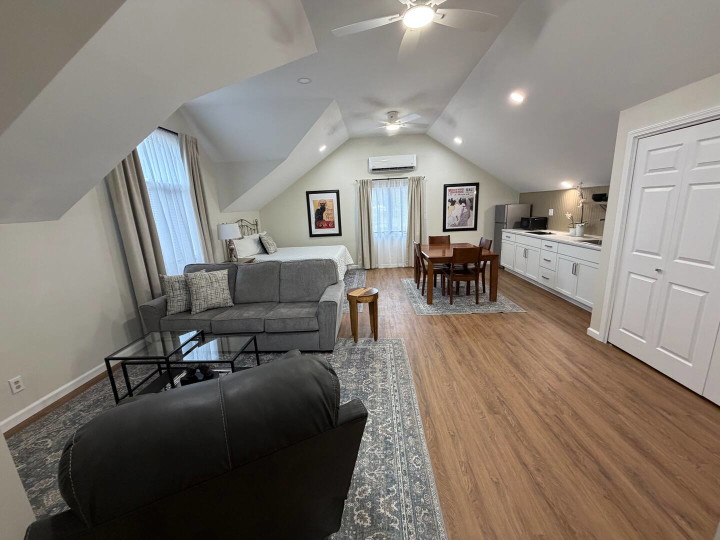 Brand-new Studio Near Purdue & Downtown - West Lafayette, IN