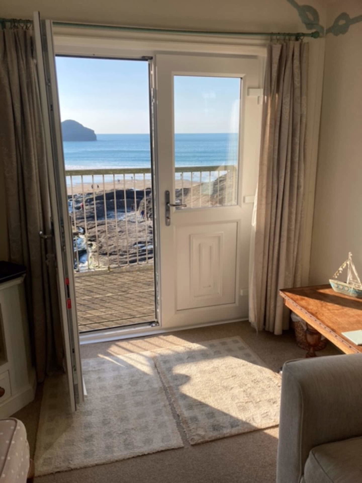 Praxis Trebarwith Strand - Tintagel