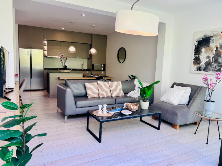 Bright, Modern, Brand-new With Balcony And 2 Bikes - Mendoza