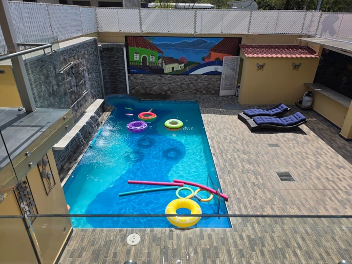 Casa Marylety - Amazing Home Minutes From A Lake - Santa Ana