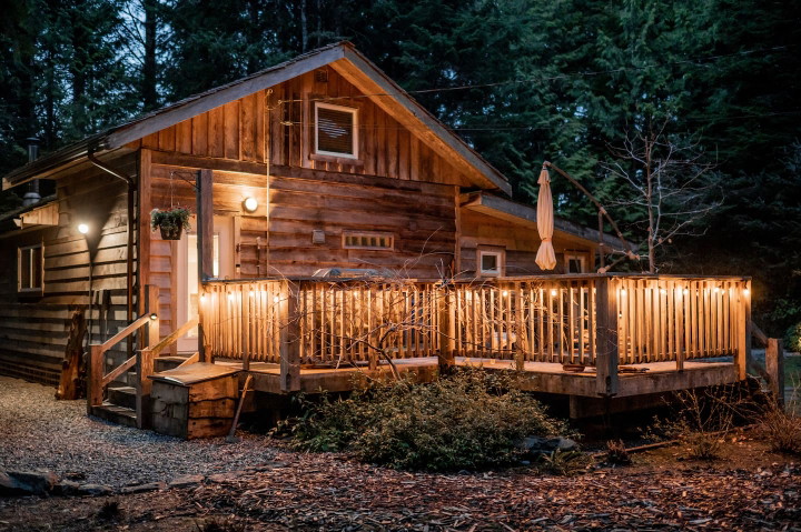 Chesterman Beach Paradise Is A Short Walk Away! - Tofino