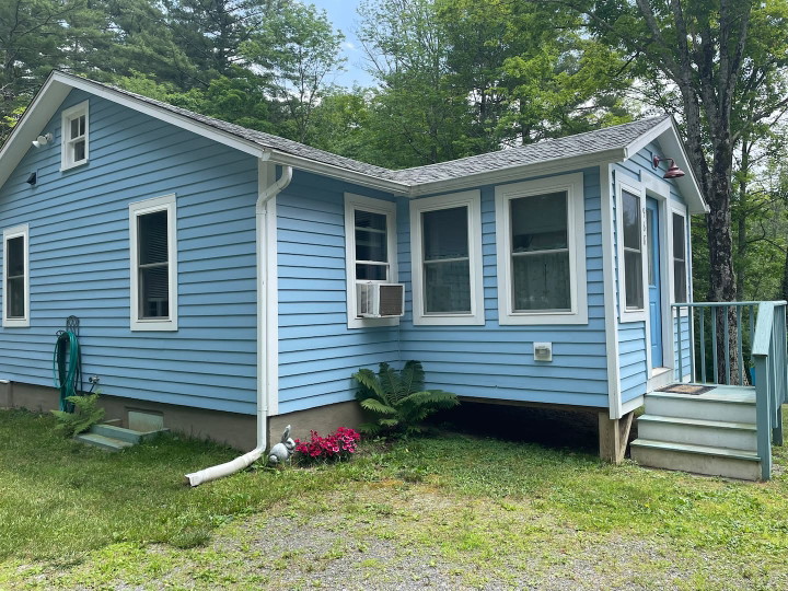 Berkshire Country Cottage A Perfect Get-away - Monterey, MA