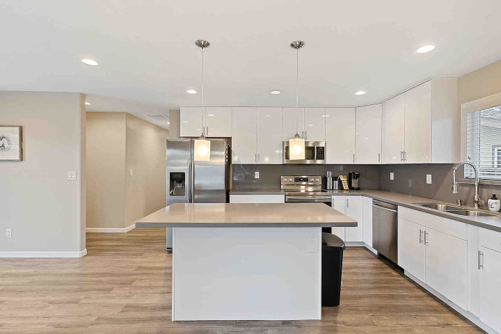 Jane's Home (Pr) | Bright 3b2b Walkable +Ac - Santa Clara, CA