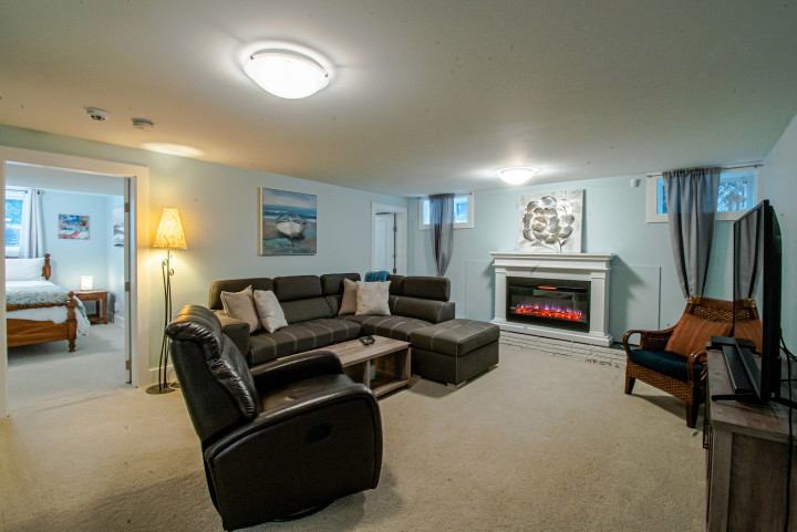 Licensed, Updated Comfortable 2 Bdrm 1,080 Sq Ft - Penticton