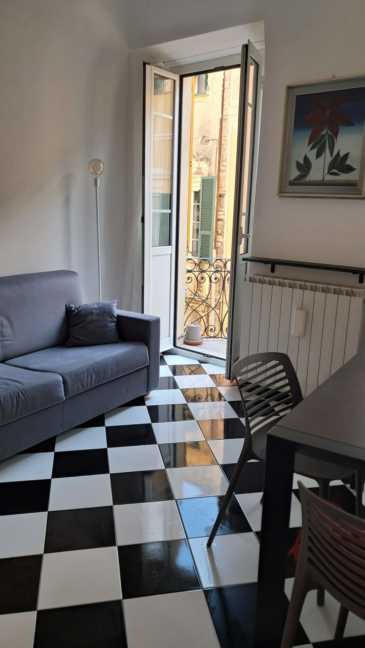 Casa Pertica. Citra 009029 - Lt - 2587 - Finale Ligure