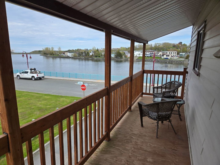Appartement Au Bord De La Rivière Matane - Matane