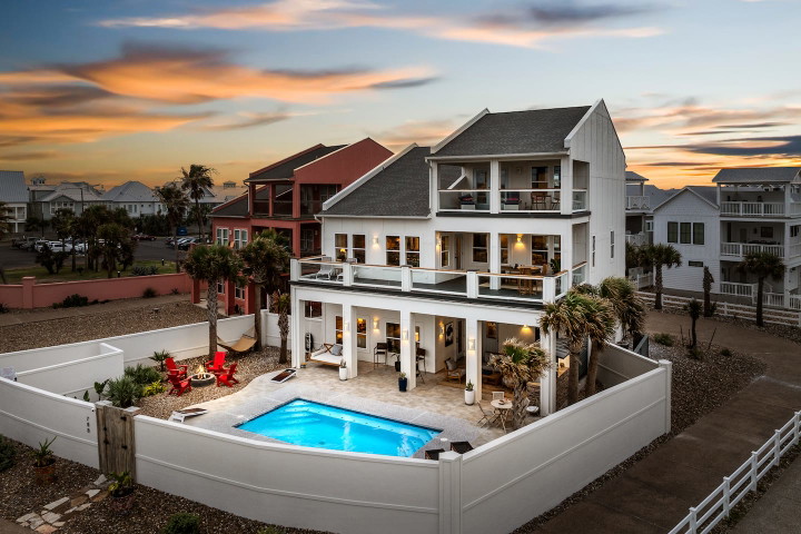 Gulf Views | Private Pool | Walk To Cinnamon Shore - Port Aransas, TX