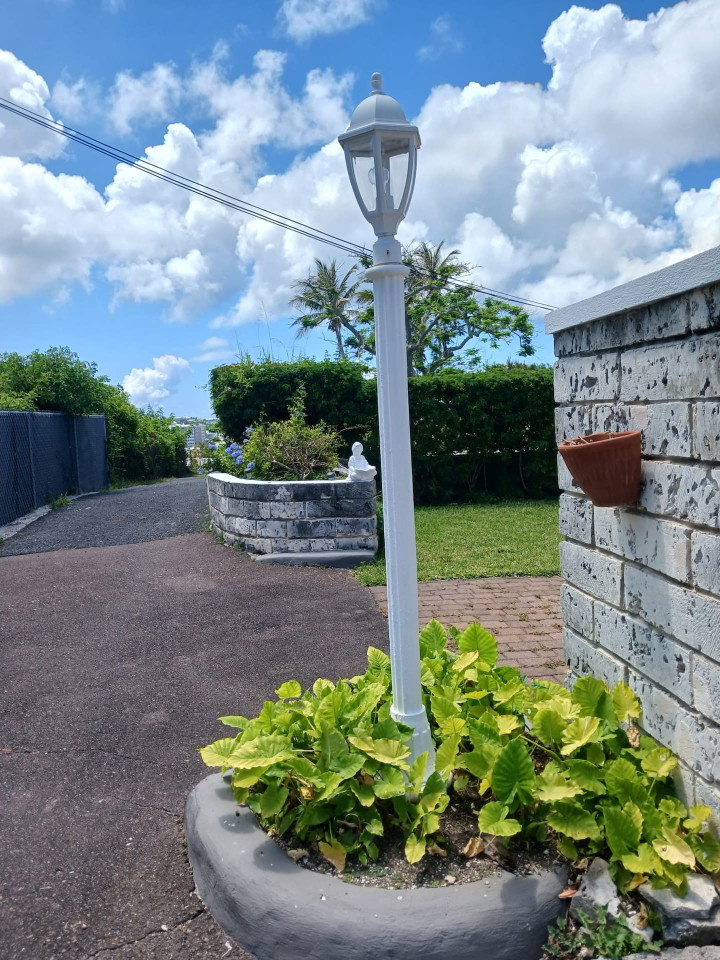 Pristine One Bedroom Apartment - Bermuda