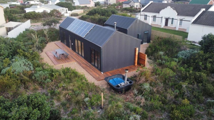 House Elements | Wood Fired Hot Tub & Solar Power - Western Cape