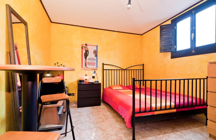 1br W/private Bath In Shared Boutique Apartment In Historic District - Free Wifi - Madrid