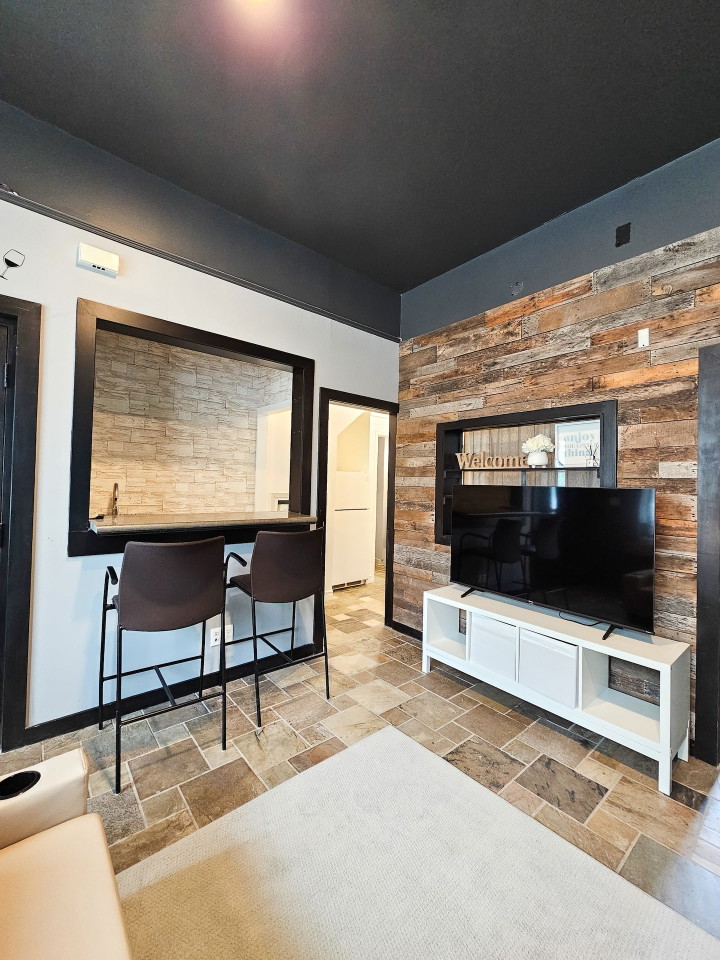 Cozy 1 Bedroom Unit By Downtown Near Beach - Cobourg