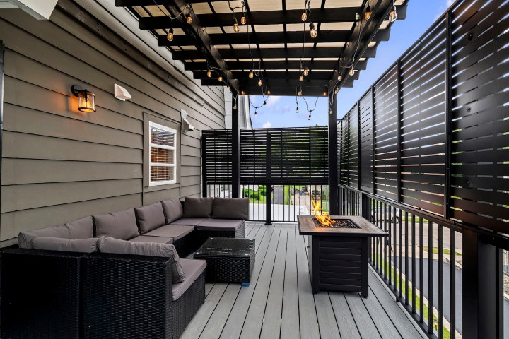 Loraine Cedar | 3br King | Deck+fire Pit | Parking - Upper Darby, PA