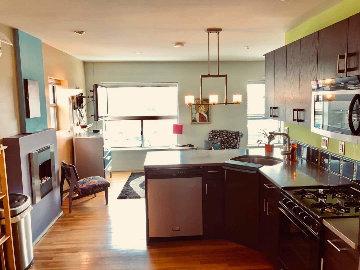 The Serrano Loft - Above A Wellness Spa! - Albuquerque, NM
