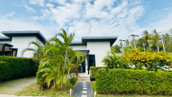 One-bedroom Garden View Villa -Swimming Pool & Gym - Thailand