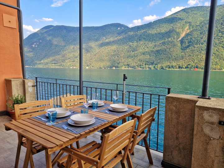 Terrace On The Lake - Lugano